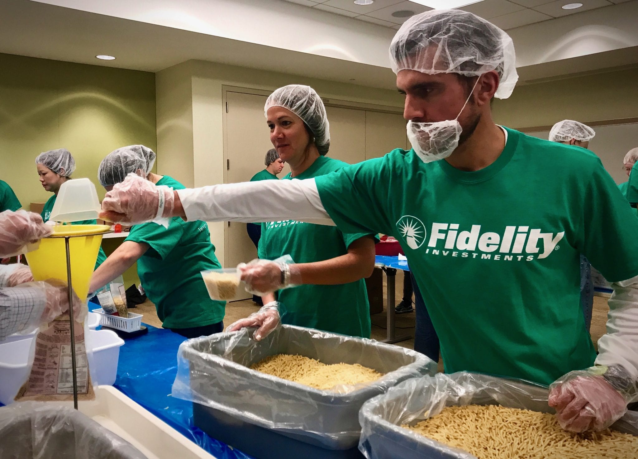 Fidelity Cares Spring 2017 - United Way of Rhode Island